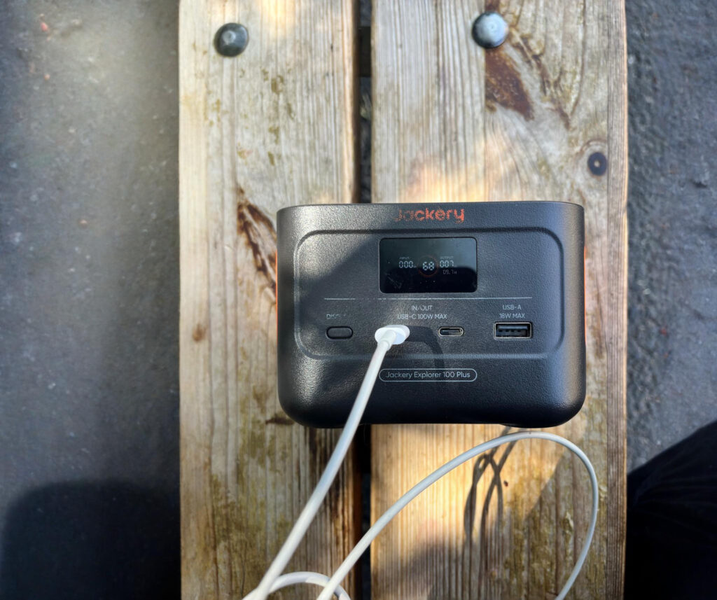 Mini stacja zasilania czy power bank - Jackery Explorer 100 Plus [TEST ...
